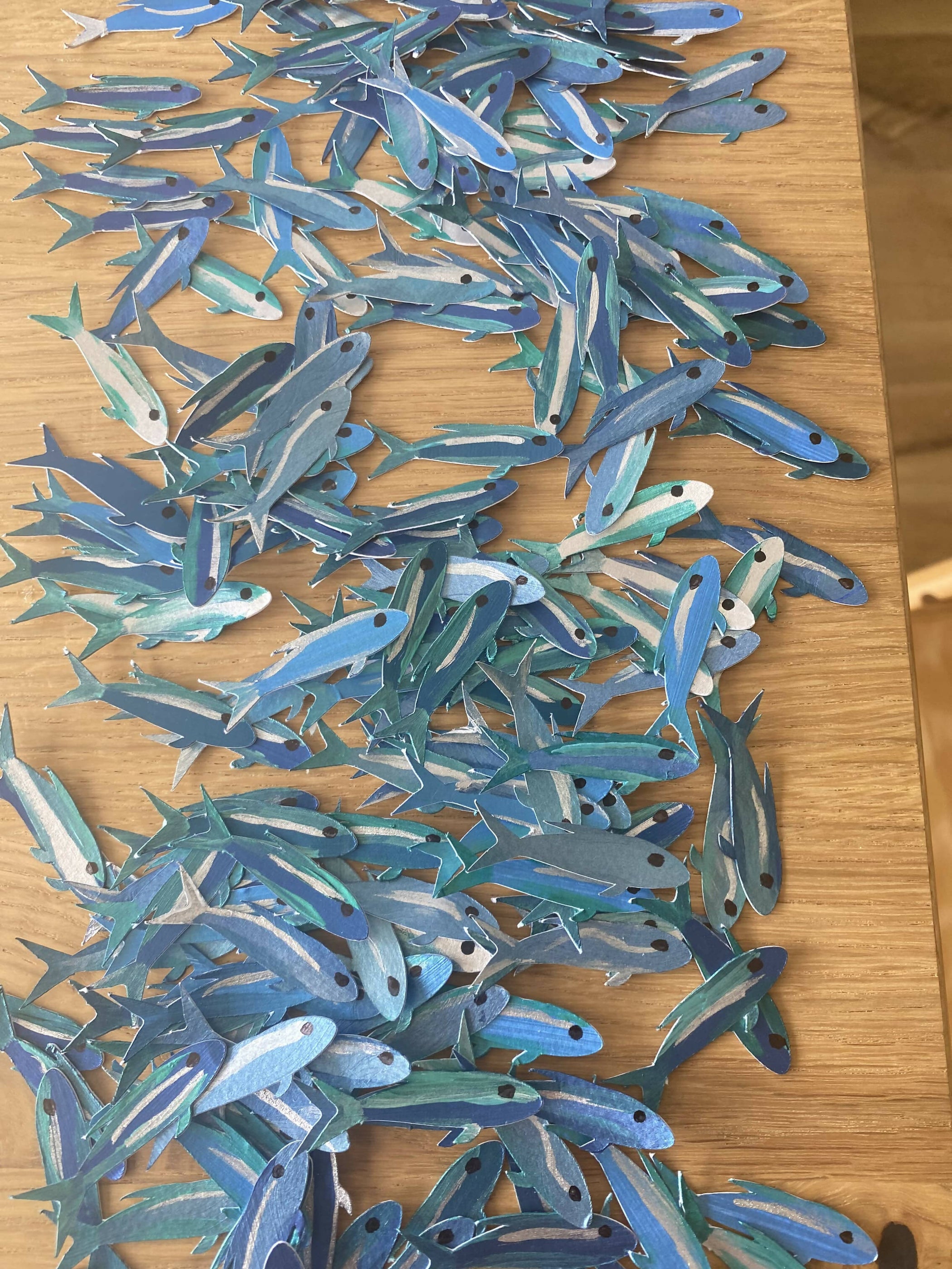 Paper fish shoal – SOTA